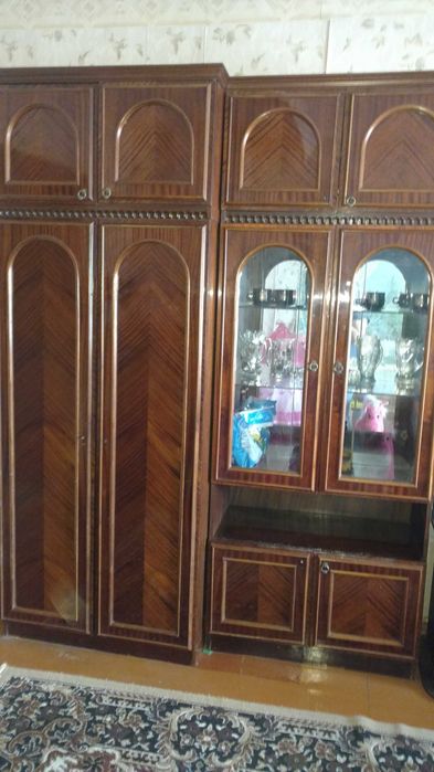 Стінка в зал або в кімнату 1 500 грн Меблі для вітальні Кривий Ріг на Olx