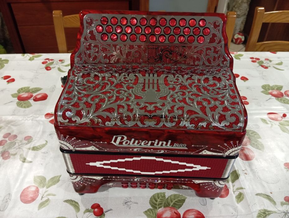 Concertina em fá italiana Sabariz • OLX.pt