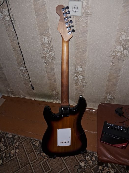 Електрогітара для початківців Deviser: 3 800 грн. - Електрогітари Бровари на Olx