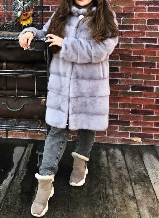 Норкова шуба сіро блакитного кольору 15 000 грн Шуби кожухи Біла Церква на Olx