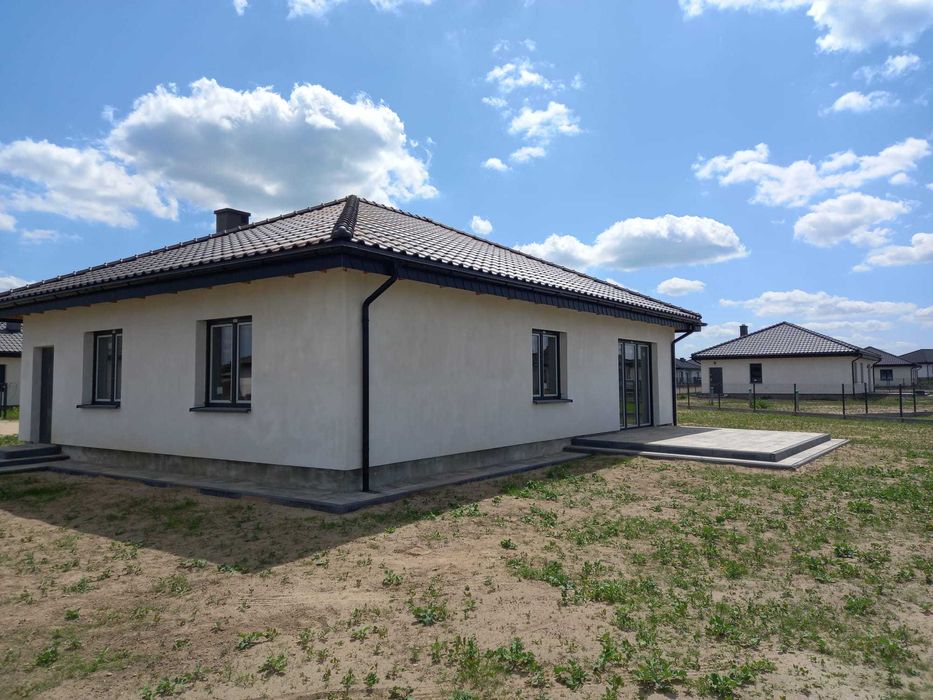 Dom wolnostojący - Osiedle Brzozie - 3 sypialnie Brzozie • OLX.pl