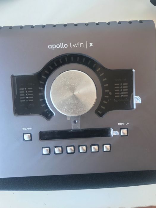 UAD Apollo Twin X Duo Heritage Ed. + 23 UAD Plugins (NOVA) Ajuda • OLX.pt