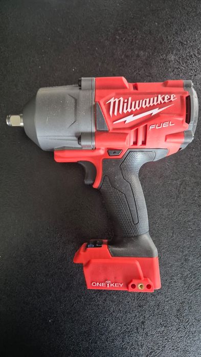 Akumulatorowy klucz udarowy MILWAUKEE M18 ONEFHIWF12 1898 NOWY Żary • OLX.pl