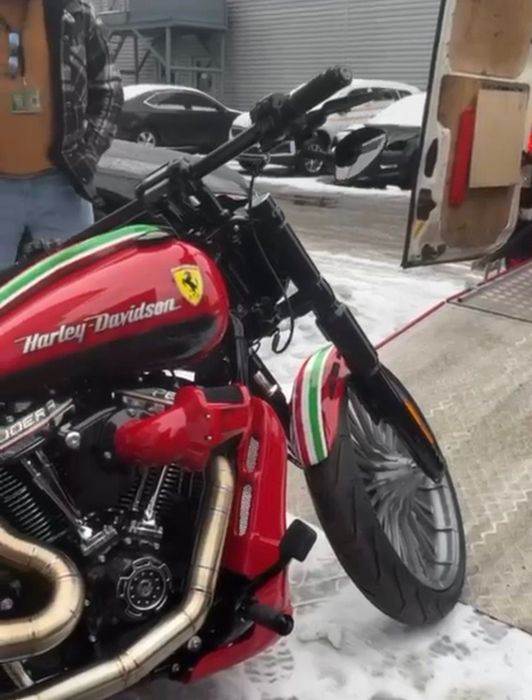 Harley-Davidson Breakout Goes Ferrari: 55 000 $ - Мотоцикли Київ на Olx