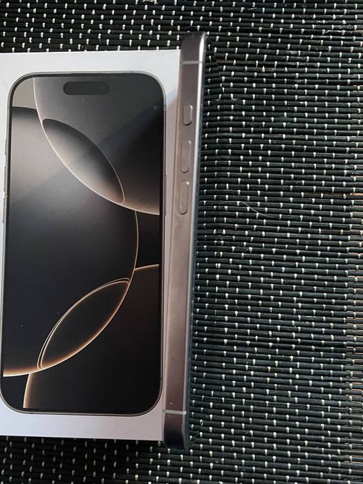 Iphone 16 pro 128Gb e-sim: 33 000 грн. - Смартфони / мобільні телефони ...