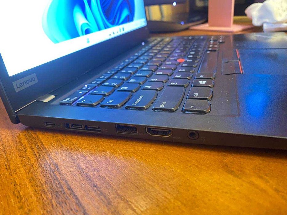 Lenovo Thinkpad T490s/14,0"/I5-8365/16/256/IPS FullHD/Touch Screen: 8 ...