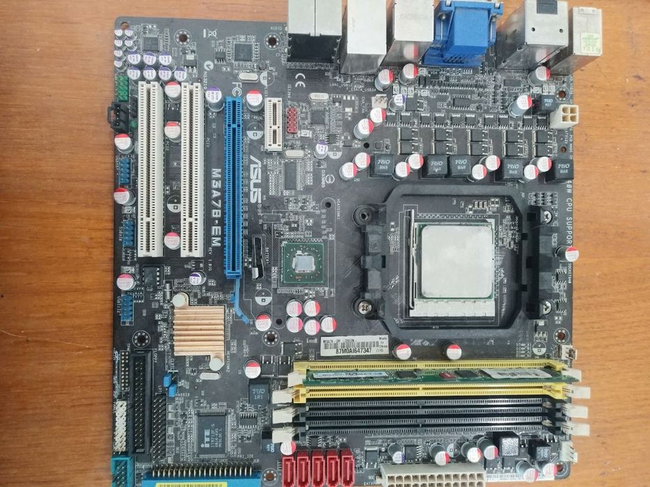 Материнські плати Asus, gigabite, socket fm2, am2+, am2: 100 грн ...