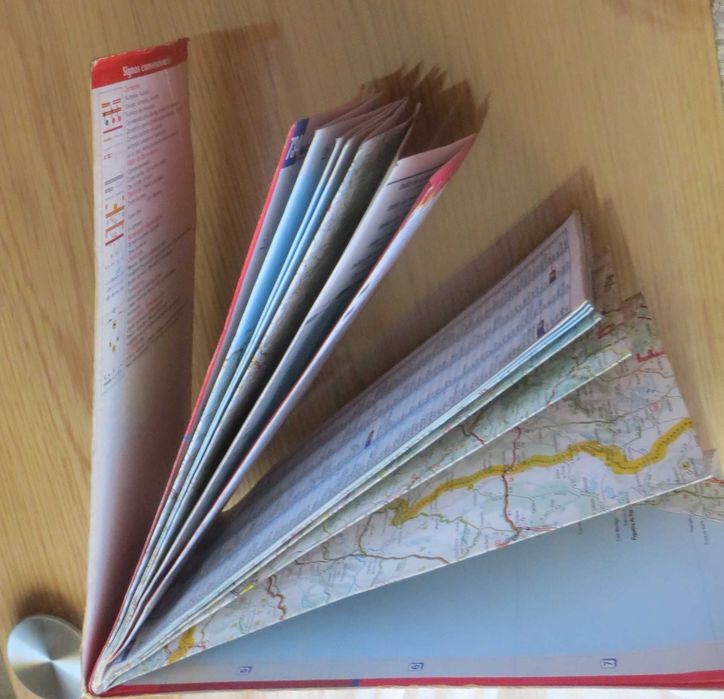 Mapa Turístico Provençal - Huesta la Magia - Escala. 1: 200,000 ...