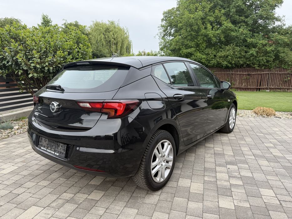 Opel Astra K 1.4 benzyna Hatchback 136 tys km Szczecin Dąbie • OLX.pl
