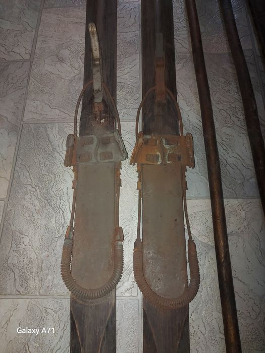 Stare narty drewniane tatra Łódź Śródmieście • OLX.pl