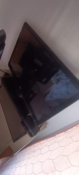 LCD LG 32SL8000 32 Polegadas (AVARIADO) Cacém E São Marcos • OLX Portugal