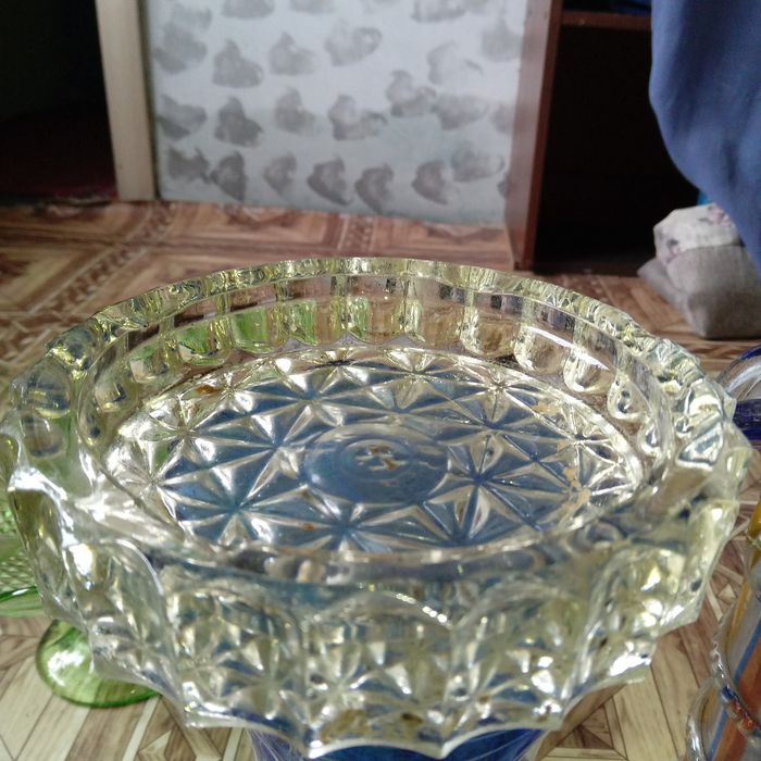 Старий посуд ціна договірна 200 грн Колекціонування Біла на Olx