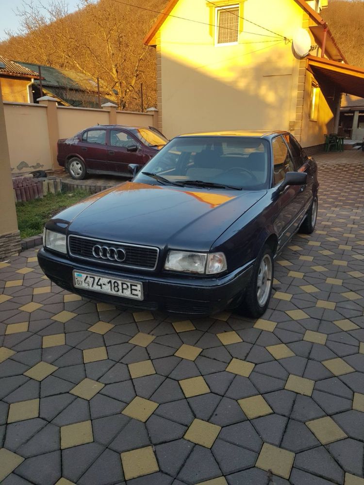 Audi 80 B4 1993 рік: 950 $ - Audi Виноградів на Olx