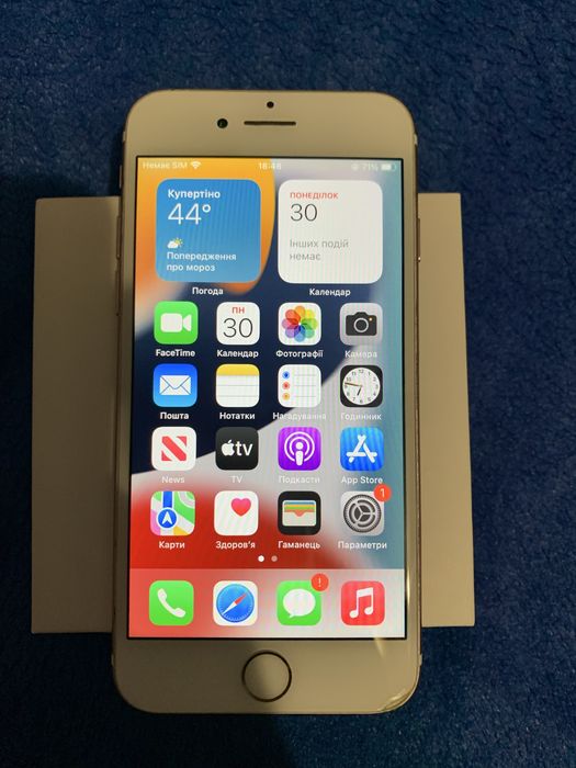 IPhone 7 на 32Gb: 1 400 грн. - Мобільні телефони / смартфони Львів на Olx