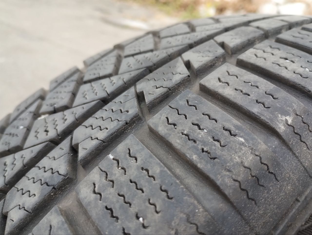 Зимня Continental 205/60/r16: 850 грн. - Автошини Київ на Olx