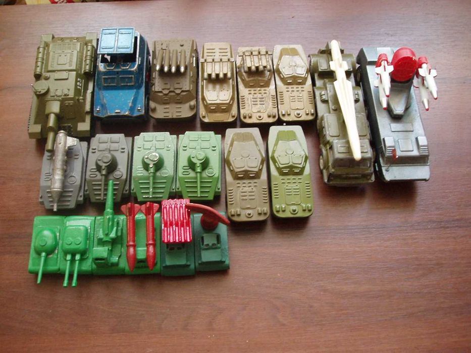 Машинки военная техника танки, бтр, пушечки: 100 грн. - Колекціонування ...