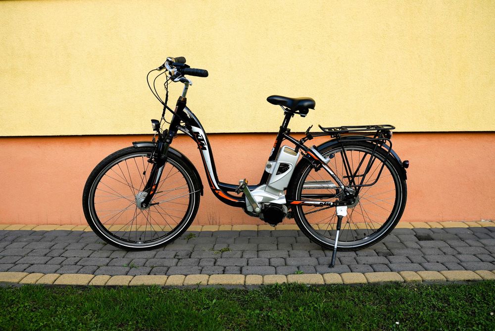 Miejski rower elektryczny KTM AMPARO 8 Krosno • OLX.pl