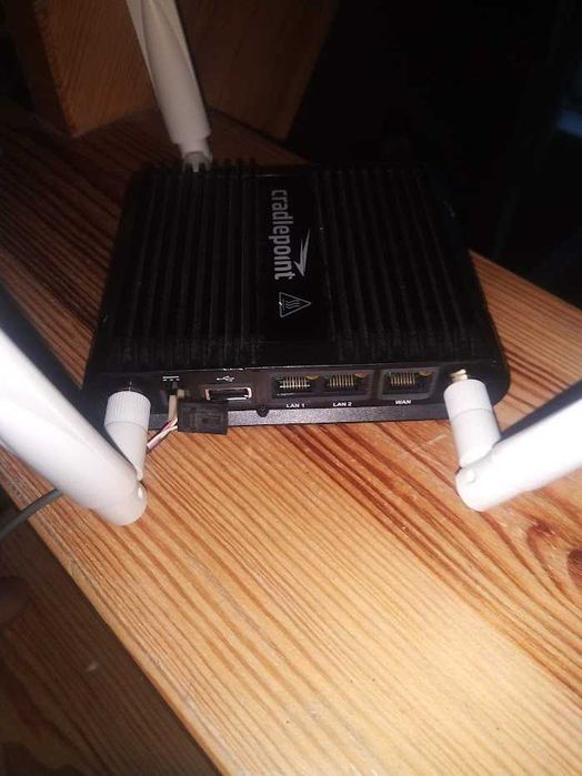 Роутер Cradlepoint ibr1100 wan +3G Dual sim +3x lan, wifi, Захищений: 1 ...