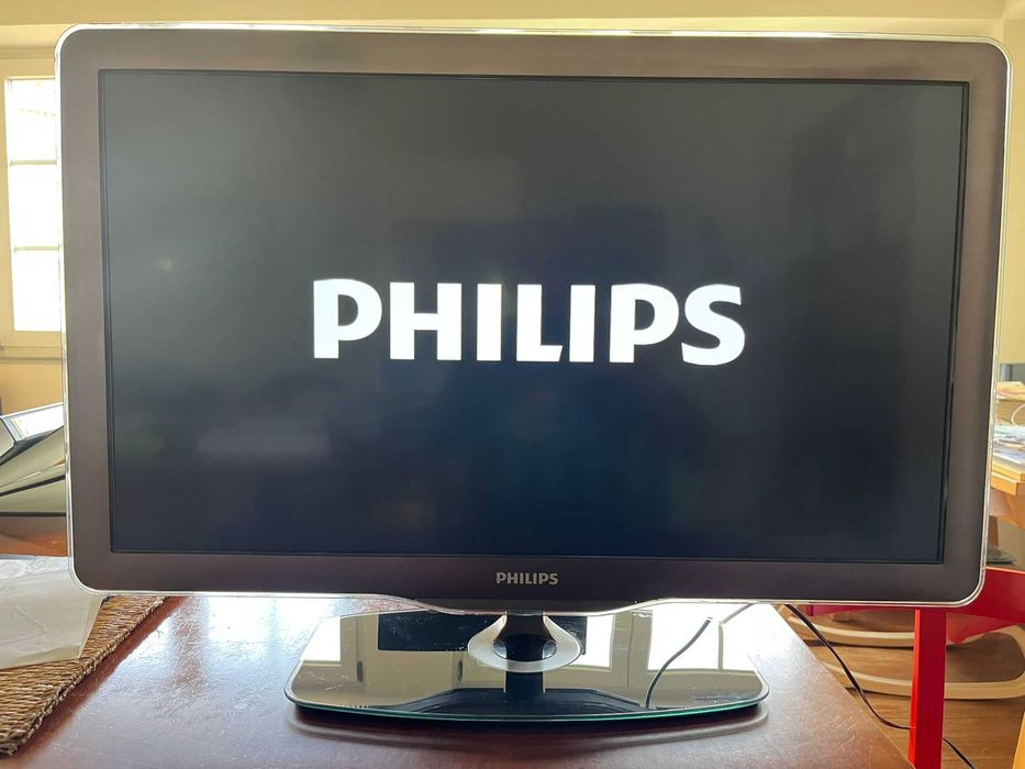 TV Philips LED 32'' Cascais E Estoril • OLX.pt