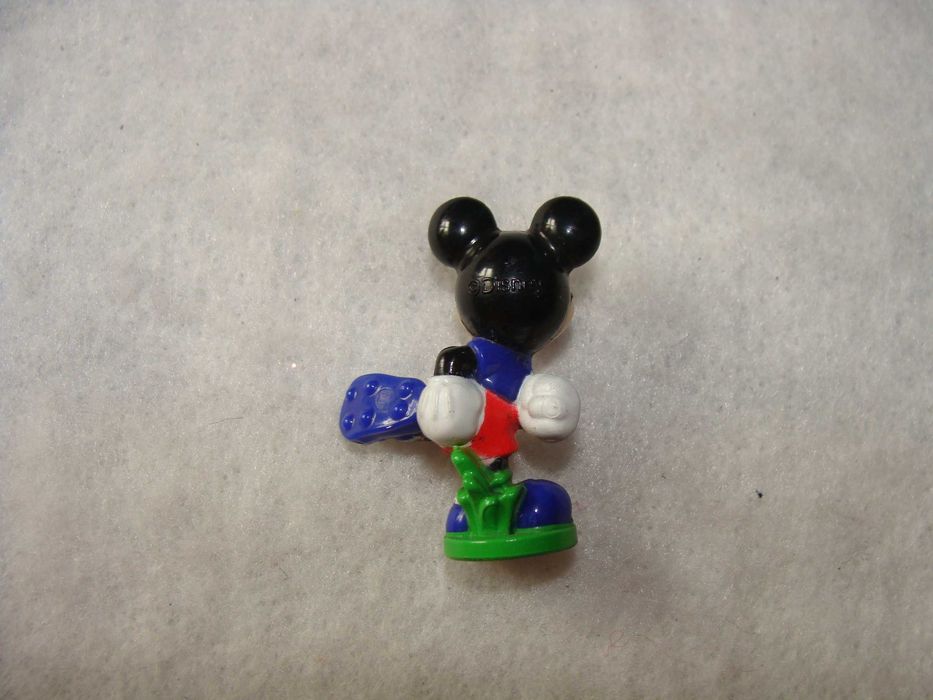 Boneco Pequeno Mickey Mouse Vila Nova De Famalicão E Calendário • OLX.pt