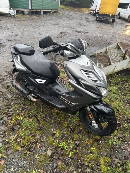 Yamaha Aerox Minarelli long: 1 800 $ - Мопеди / скутери Буча на Olx