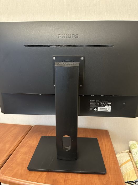 Монитор 27″ Philips 273V7QJAB регулировка высоты: 3 600 грн. - Монітори ...