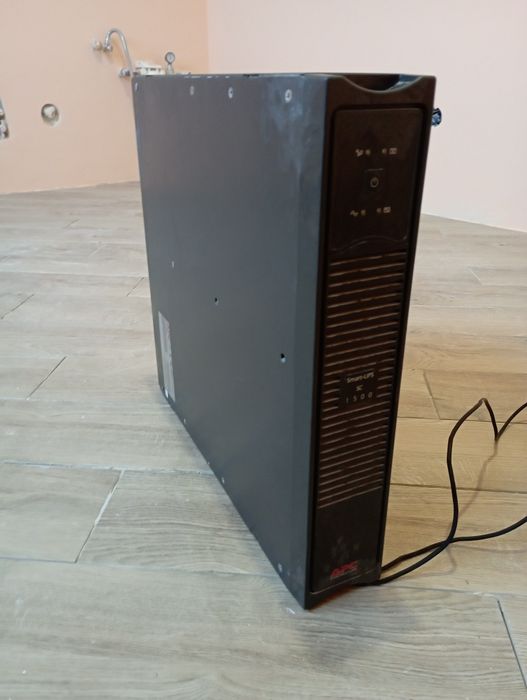 Блок безперебійного живлення APC Smart -UPS SC1500: 2 800 грн ...