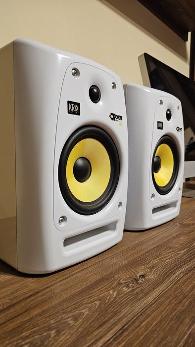 Студійні монітори KRK Rokit Powered 6 RPG2 White, колонки, динаміки: 6 ...