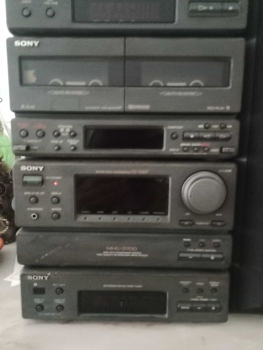 HI FI conjunto sony MHC 3700 Algés, Linda-A-Velha E Cruz Quebrada ...