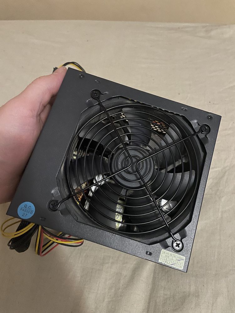 Блок живлення 400w: 400 грн. - Комплектуючі та аксесуари Івано ...