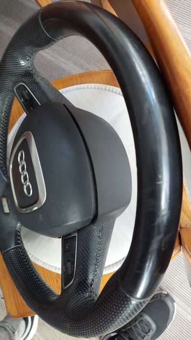 Volante audi a3 8p sline multifunções Corroios • OLX Portugal