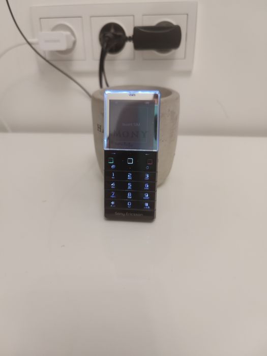 Мобільний телефон Sony Ericsson Xperia X5: 25 000 грн. - Мобільні ...