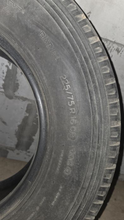 Продам дві шины Michelin 225/75R 16 CP: 1 000 грн. - Автошини Чернігів ...