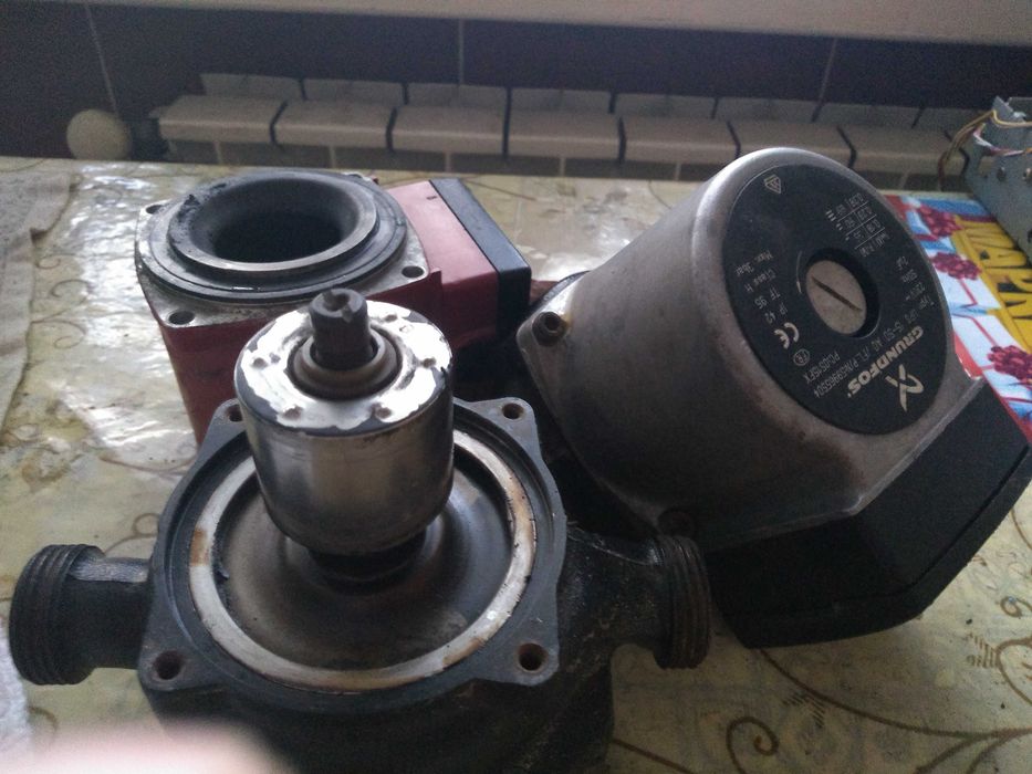 Центробіжний насос GRUNDFOS, VAILLANT, , корпус, Улітки: 800 грн. - Опалення Рівне на Olx