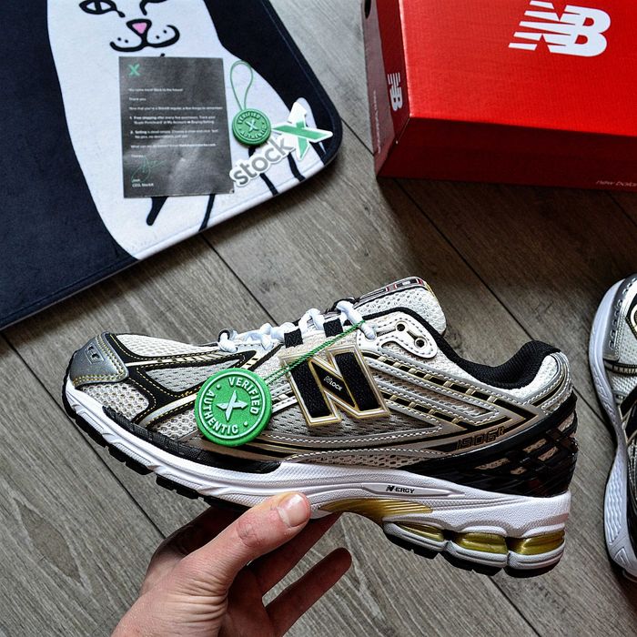 Кросівки New Balance 1906R Protection Pack 'White Metallic Gold' 40-45: ...
