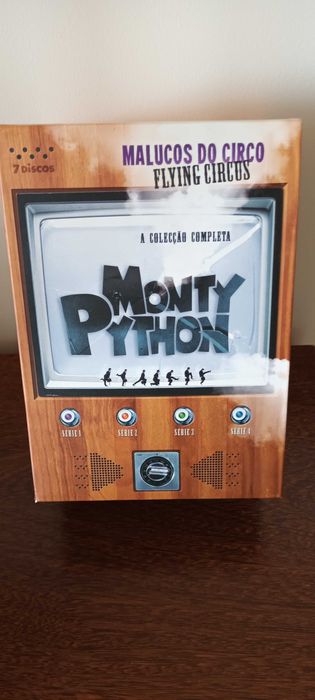 Monty Phyton série completa dos Malucos do Riso - NOVO! Gondomar (São ...