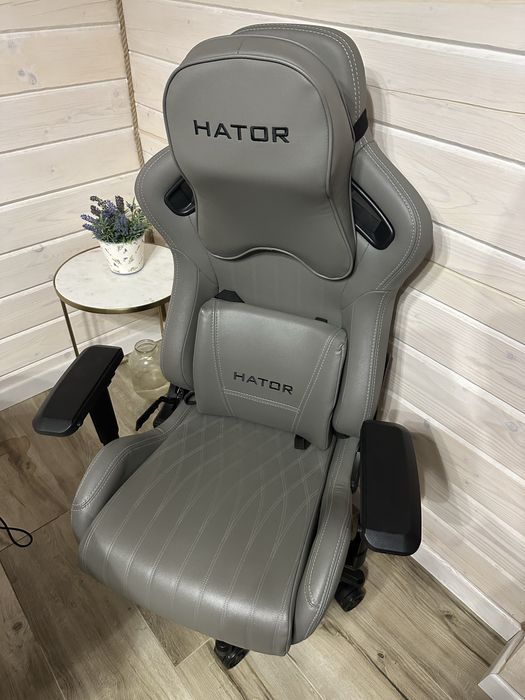 Hator крісло ігрове: 10 000 грн. - Офісні меблі Іванковичі на Olx