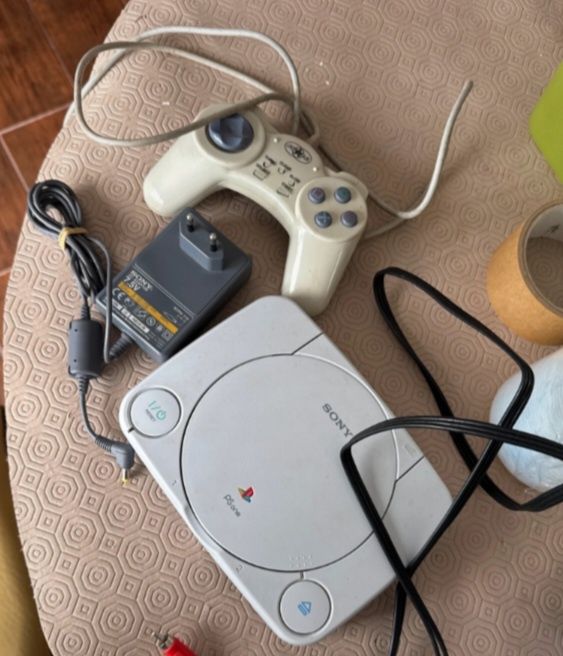 Playstation one. Ps one Paranhos • OLX.pt