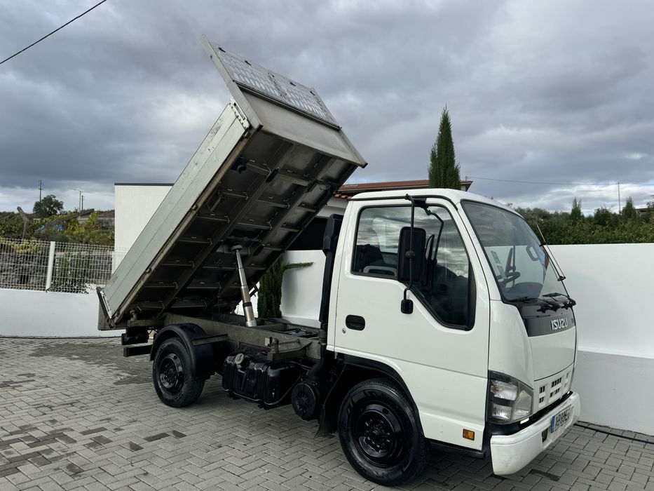 Isuzu NKR 3.0 150cv tribasculante ligeira Mirandela • OLX.pt