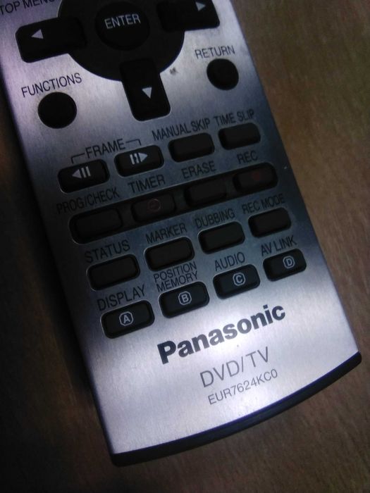 Panasonic DVD Video Player/Recorder DMR-E100H Япония: 2 750 грн ...