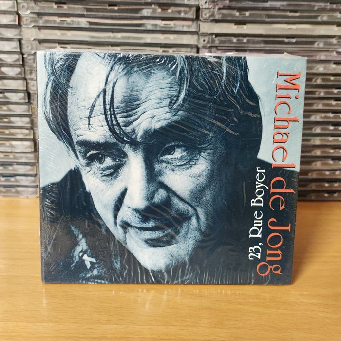 Michael De Jong 23 Rue Boyer Azambuja • OLX.pt