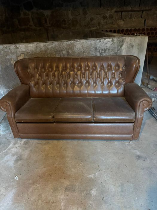Sofá estilo vintage Tondela E Nandufe • OLX.pt