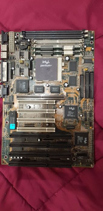 Retro Motherboard + CPU Intel P133Mhz Urgezes • OLX Portugal