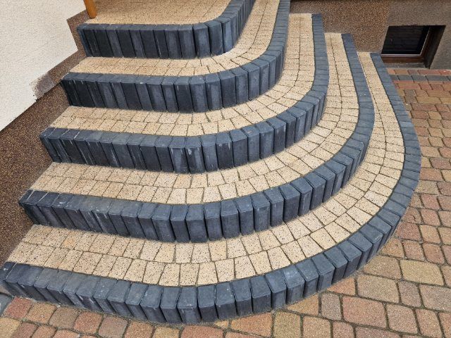 Kostka ogrodowa betonowa obrzeża palisada okrągła , trapezowa Augustów • OLX.pl