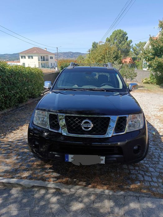 Nissan Navara D40 SE Double Cab 2.5 dCi 190HP 4x4 Aut Specs Santa Maria ...
