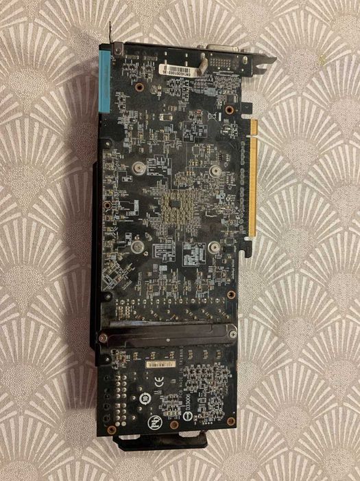 Radeon R9 200 series 2GB Esposende, Marinhas E Gandra • OLX.pt