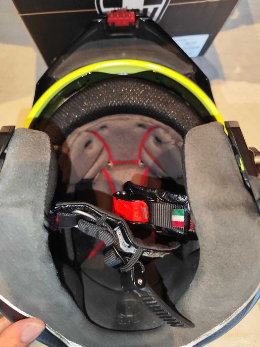 Capacete Modular AGV Compact ST Leiria, Pousos, Barreira E Cortes • OLX.pt