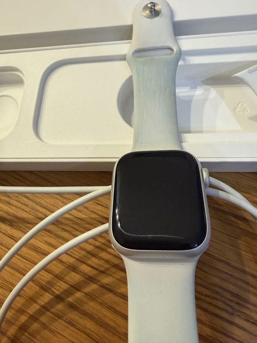 Apple Watch seria 8 gps 41mm Skrzeszewo • OLX.pl