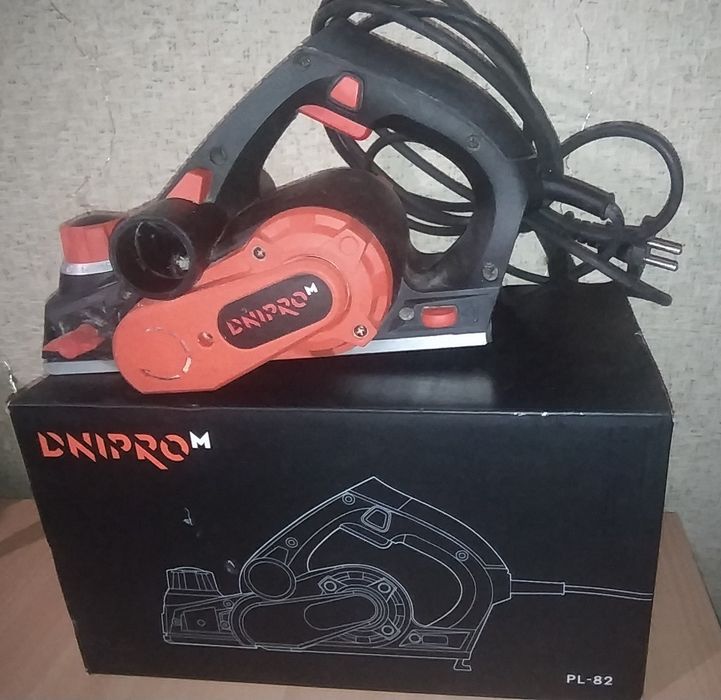 Електрорубанок Dnipro-M PL-82: 2 600 грн. - Електроінструмент Дніпро на Olx