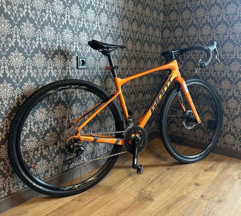 Giant Revolt Advanced 2 Carbon, gravel, carbon, гравійний велосипед: 48 ...